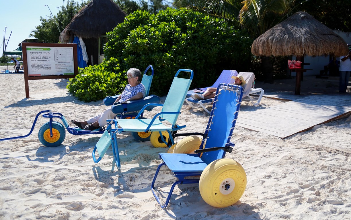 Playa las Perlas la primera playa incluyente de Cancún | Cancún Mío