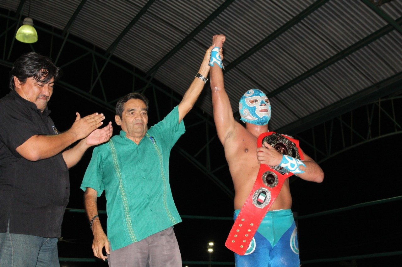 Gladiador cancunense reta al “Ciclón Ramírez Jr.” ganador del primer torneo virtual de lucha ...