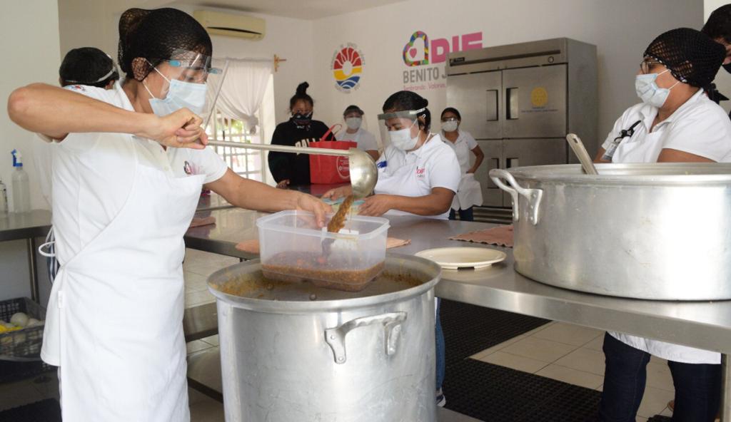 Comedor comunitario en Cancún apoya a familias de la región 235 ...