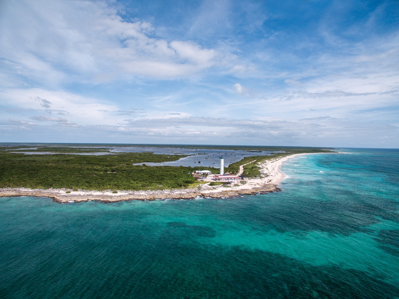Quintana Roo rompe récord en llegada de pasajeros vía aérea en ...