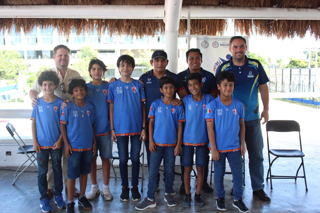 Desean éxito a Halcones de Playa del Carmen en el XI Campeonato ...