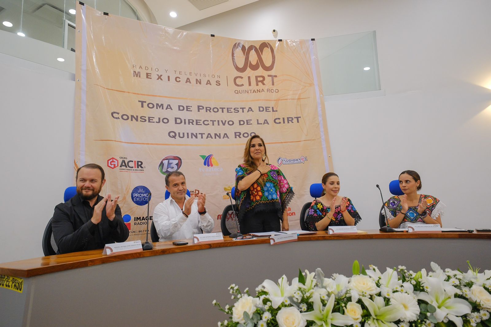 Mara Lezama toma protesta del Consejo Directivo de la Cámara Nacional ...
