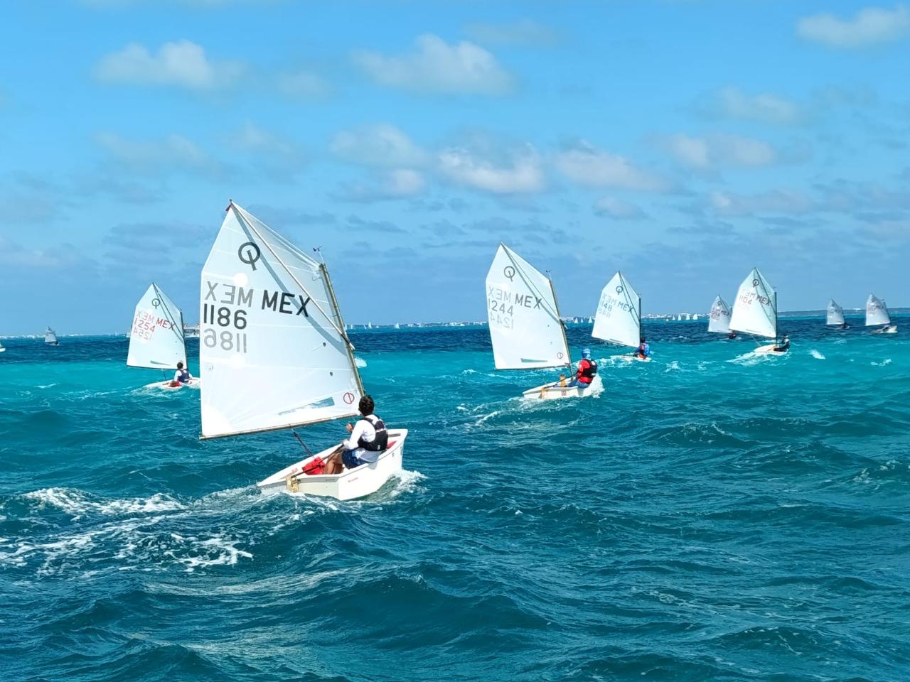 Mexicanos triunfan en el Mayan Wind Fest Cancún 2025