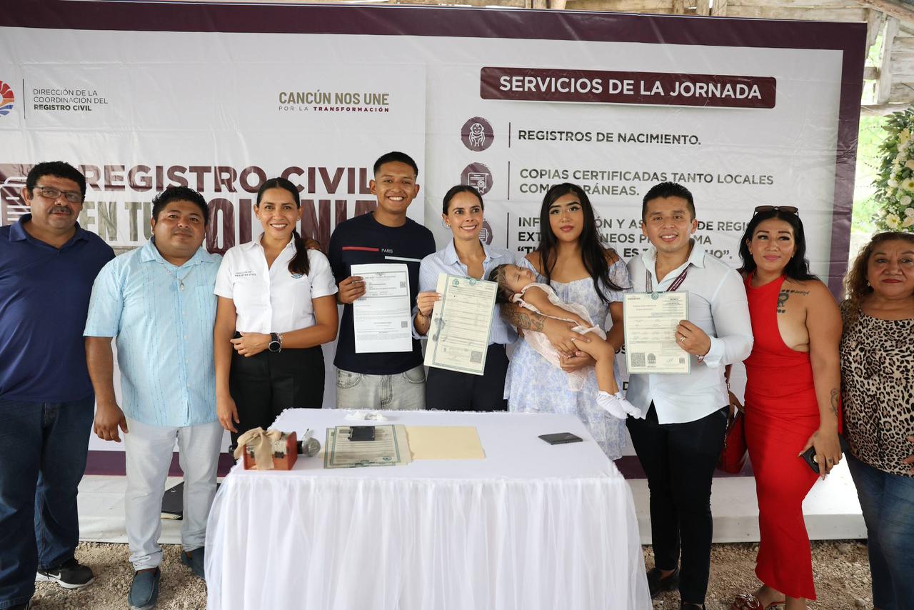 Entregan actas de nacimiento en El Milagro